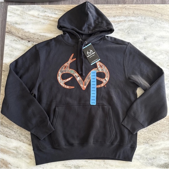 Realtree | Shirts | Nwt Realtree Apx Camo Mens Fleece Graphic Print ...